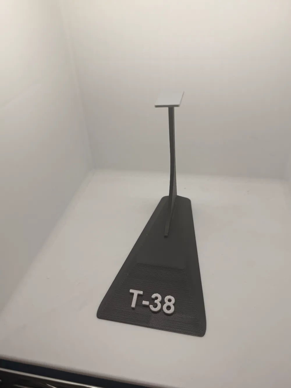 T-38 Talon with Stand by Tyler Treece MakerWorld: Download Free 3D Models