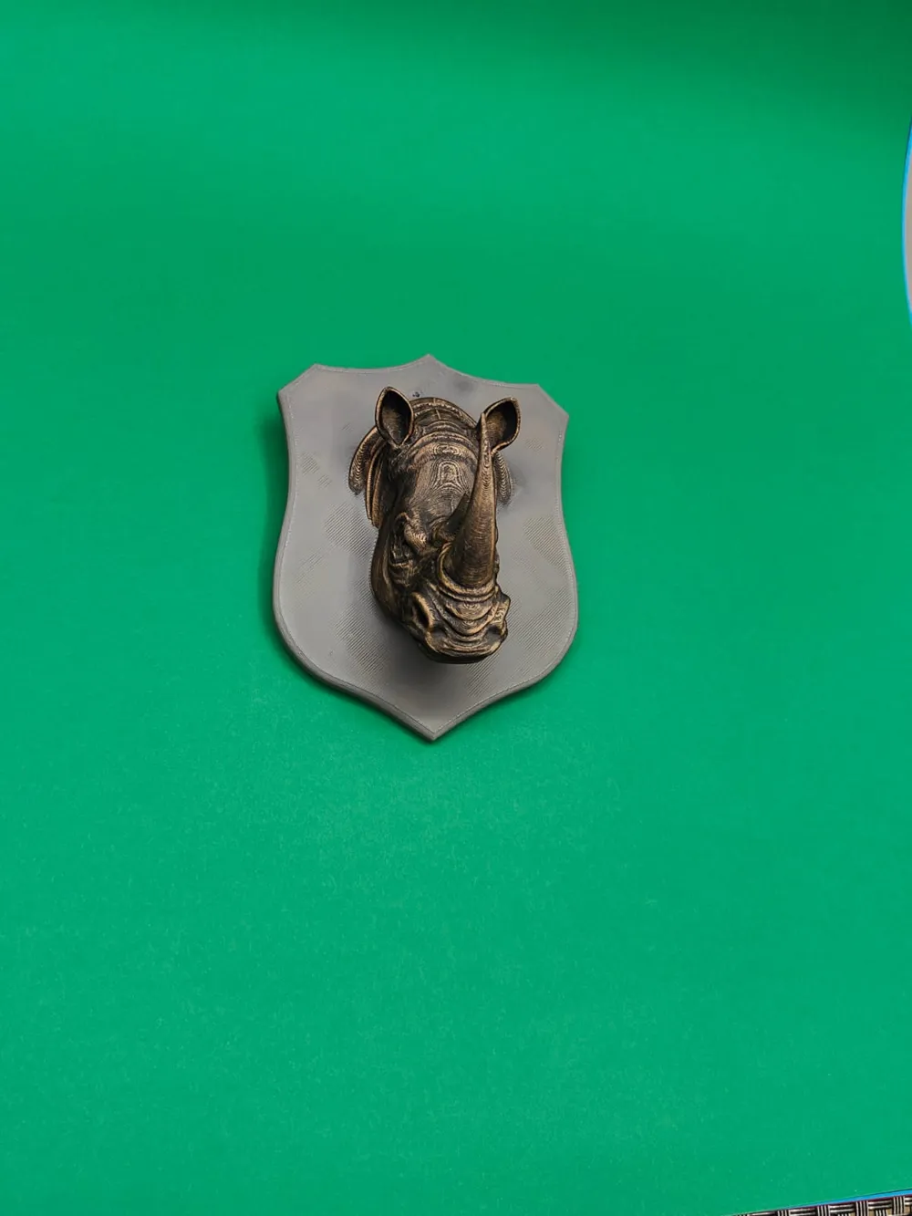 Rhino Head Crest by Frenk MakerWorld: Download Free 3D Models