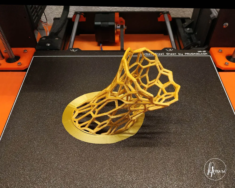 Voronoi Vase by Area 3d Studio MakerWorld: Download Free 3D Models