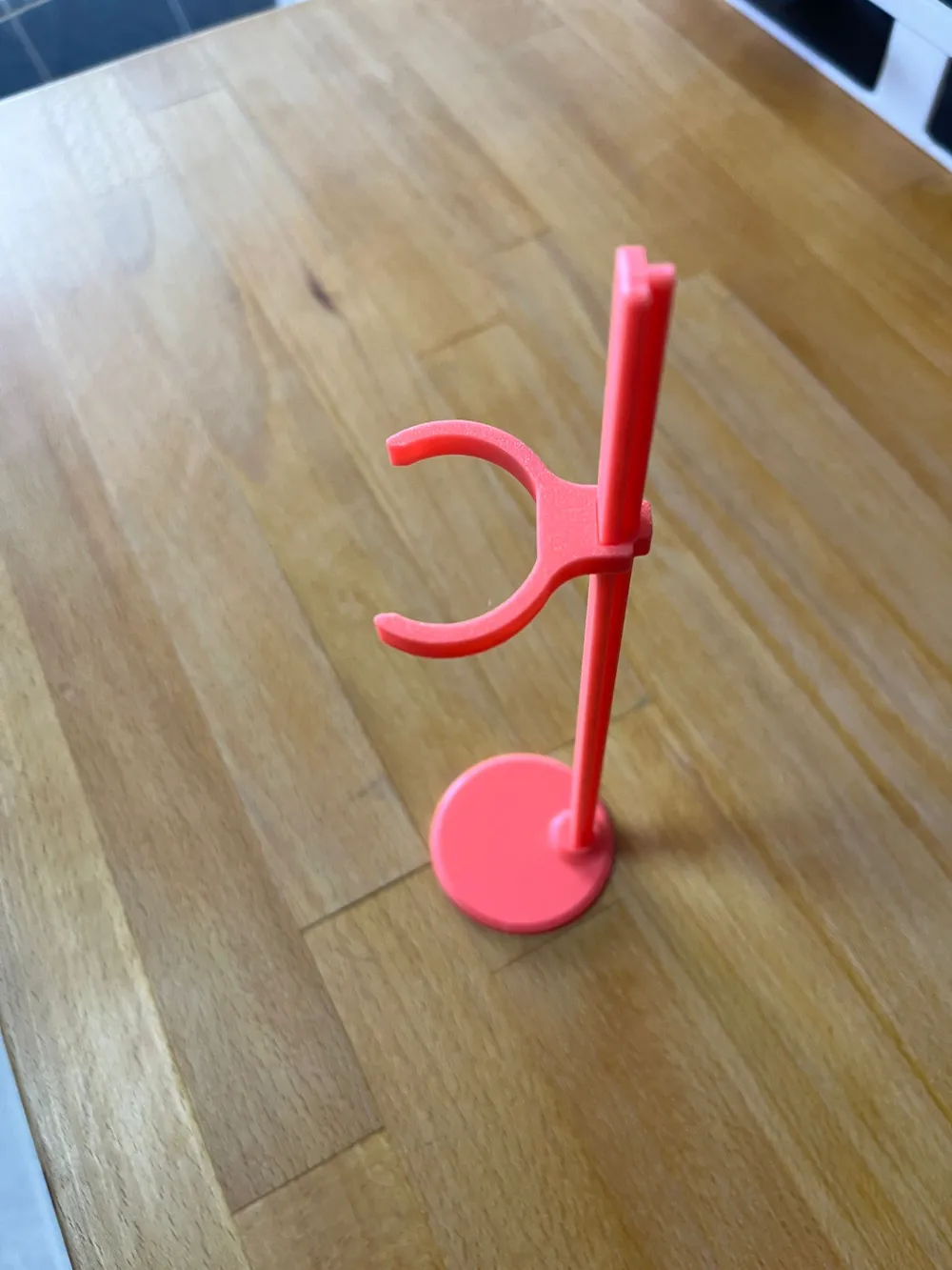 Barbie Stand - Free 3D Print Model - MakerWorld