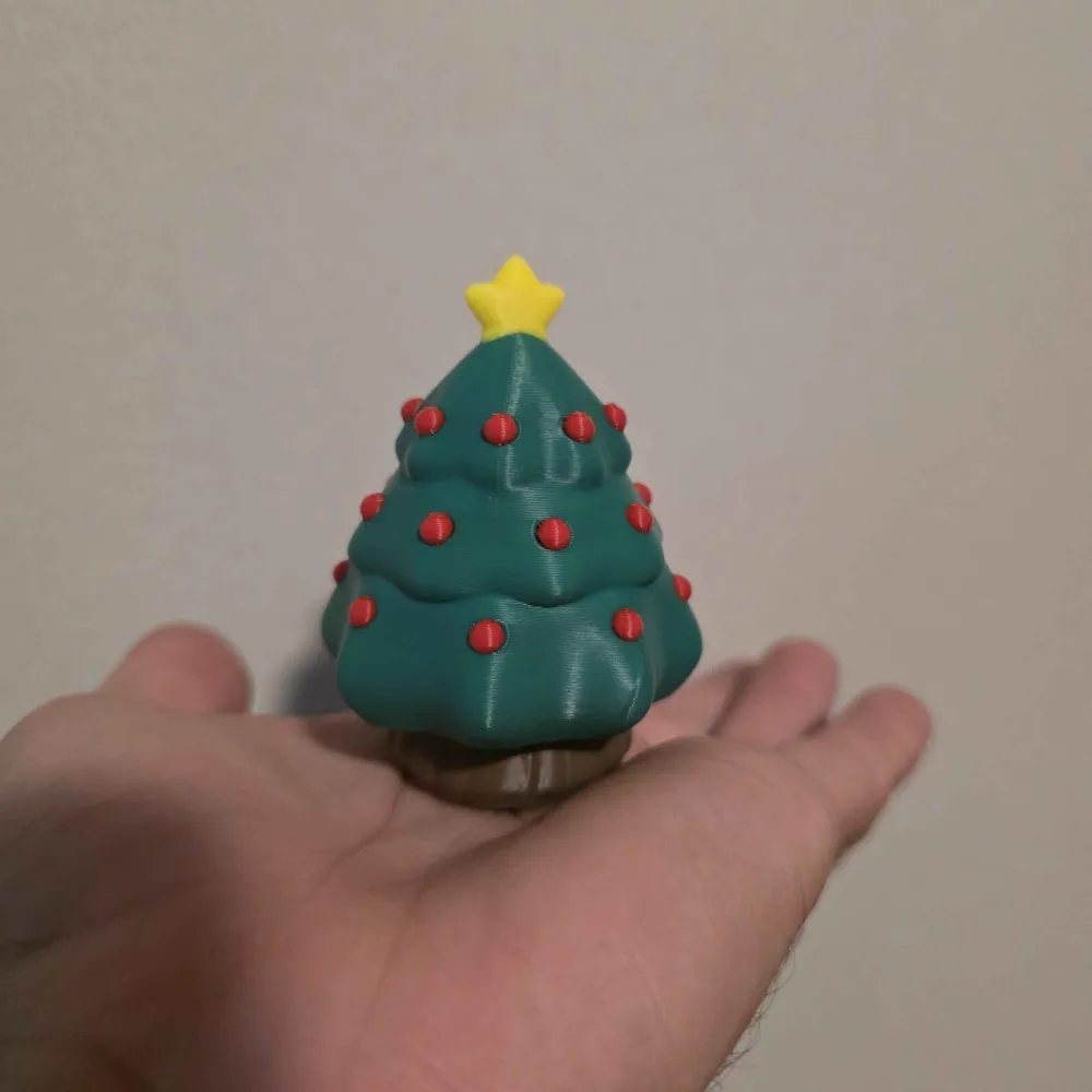 CHRISTMAS TREE CLICKER - Free 3D Print Model - MakerWorld