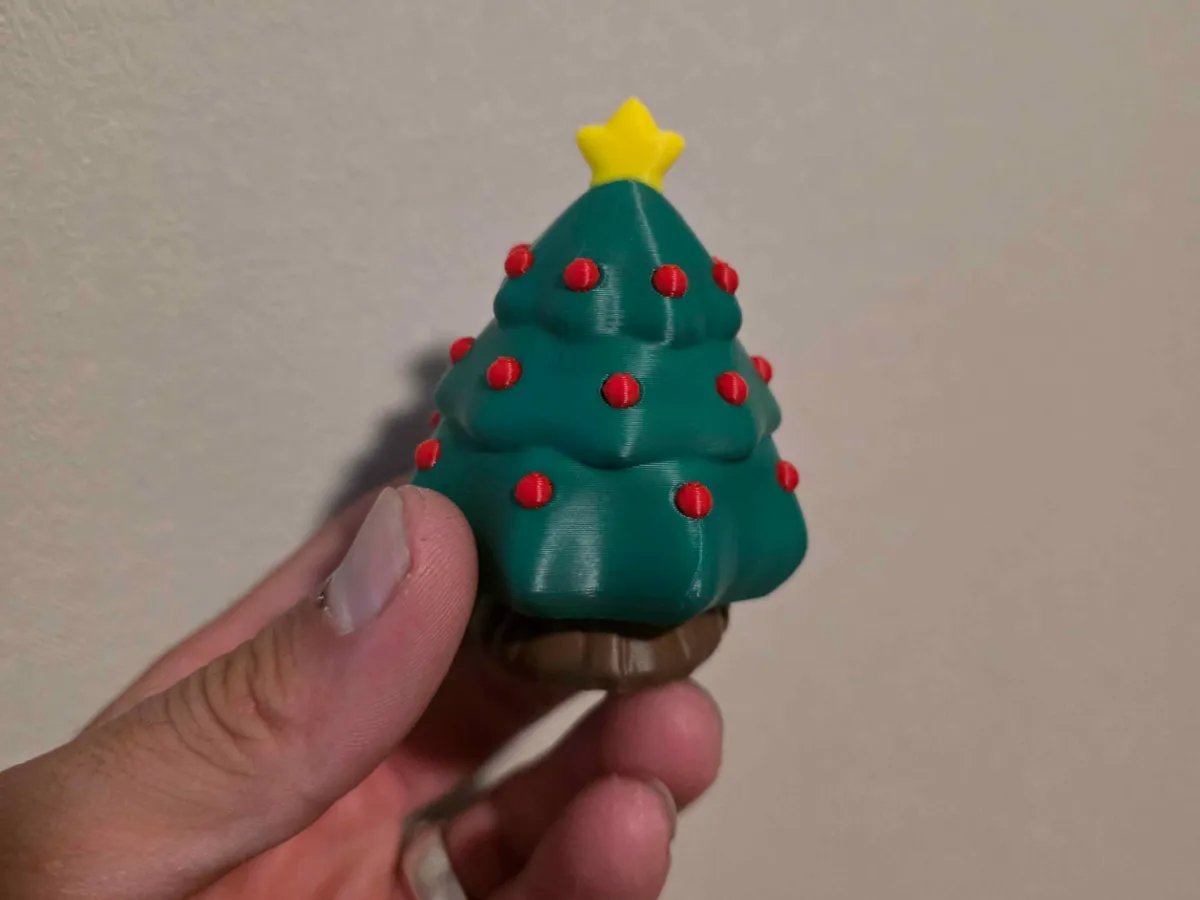 CHRISTMAS TREE CLICKER - Free 3D Print Model - MakerWorld