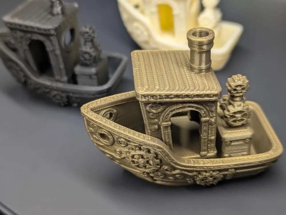 蒸汽朋克 Benchy 小船 来自 Volfera MakerWorld：免费下载 3D 模型