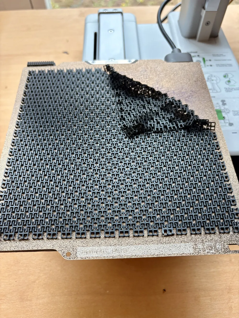 Satisfying Chain Linked Fabric Fidget V1 - Free 3D Print Model - MakerWorld