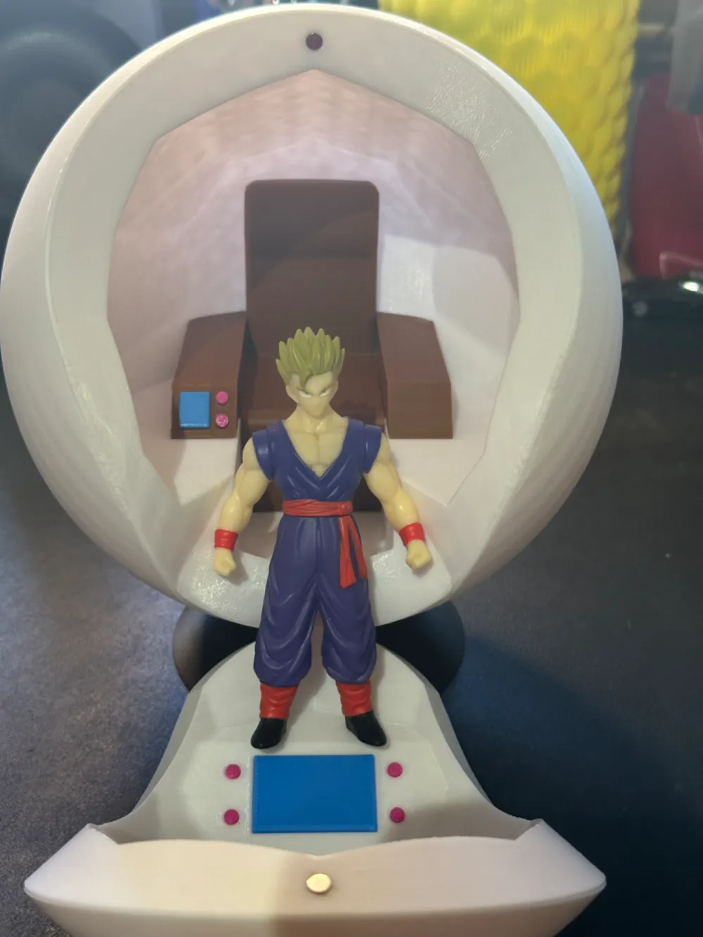 Goku's Spaceship by 3D OBJ - MakerWorld