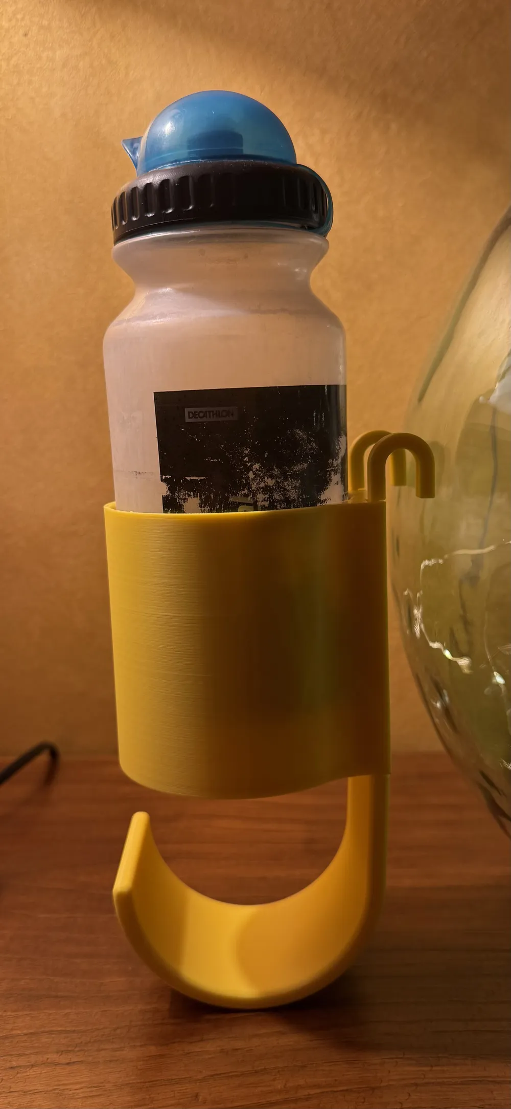Padel-water bottle and towel holder - Free 3D Print Model - MakerWorld