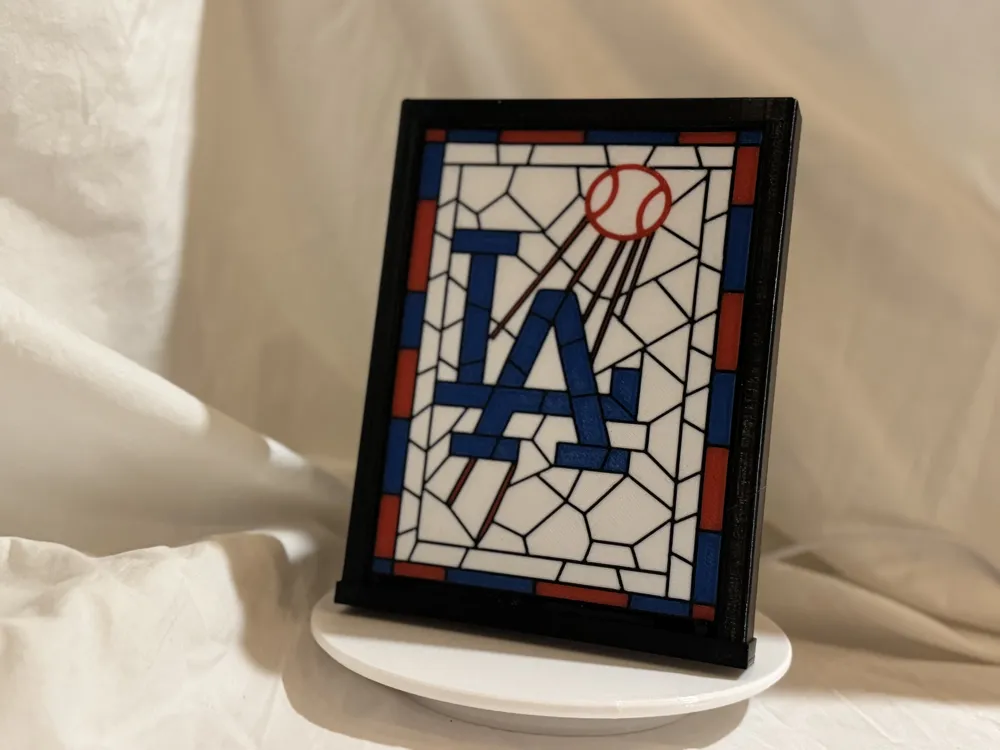 LA Dodgers light (swappable glass) - Free 3D Print Model - MakerWorld