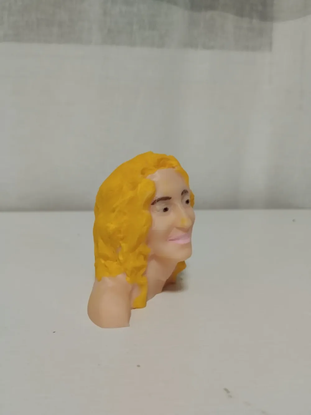 woman bust by Luis.last - MakerWorld