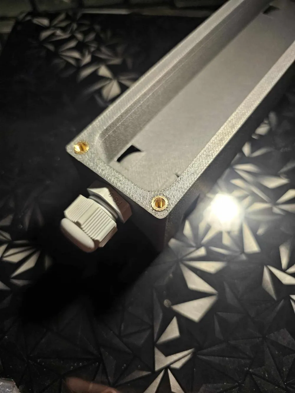 Buttonbox for startbutton on roll cage / bar mount by lagget - MakerWorld
