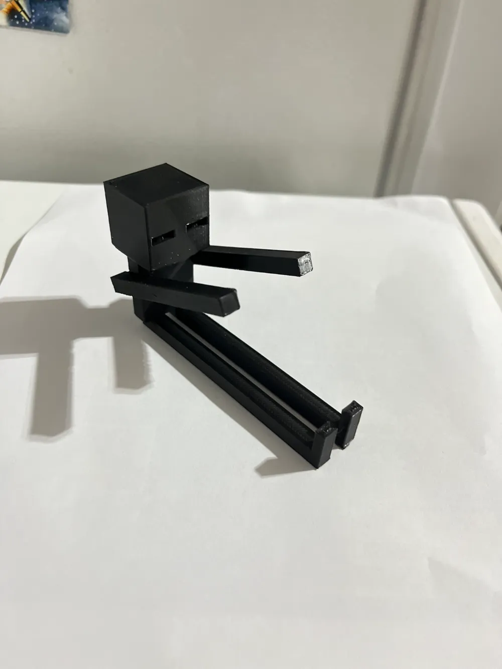 Minecraft Enderman Phone Holder - Free 3D Print Model - MakerWorld