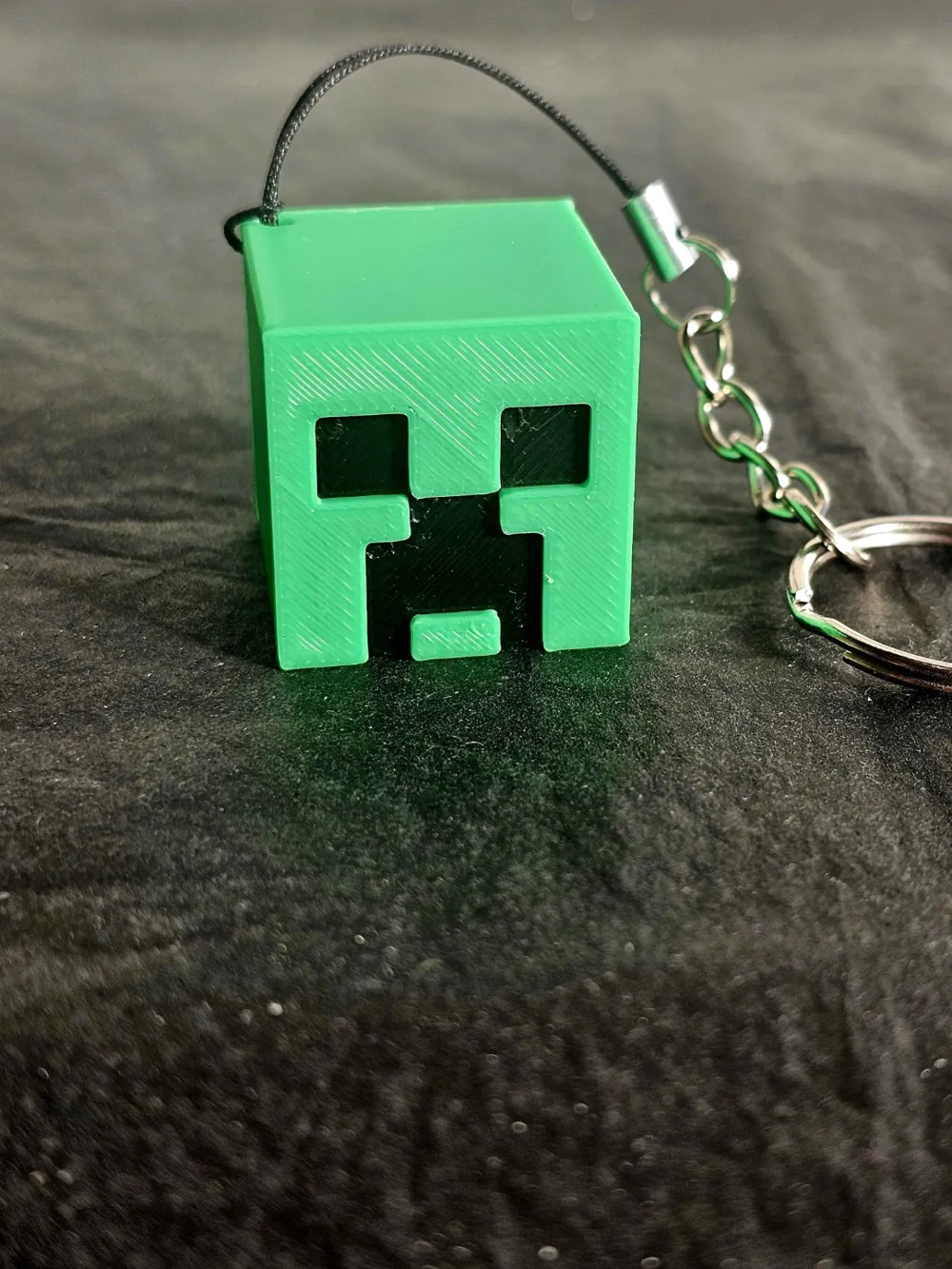 Minecraft Creeper Head Keyring by The Dingbat Army - MakerWorld