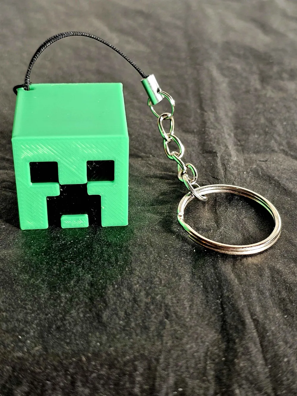 Minecraft Creeper Head Keyring by The Dingbat Army - MakerWorld