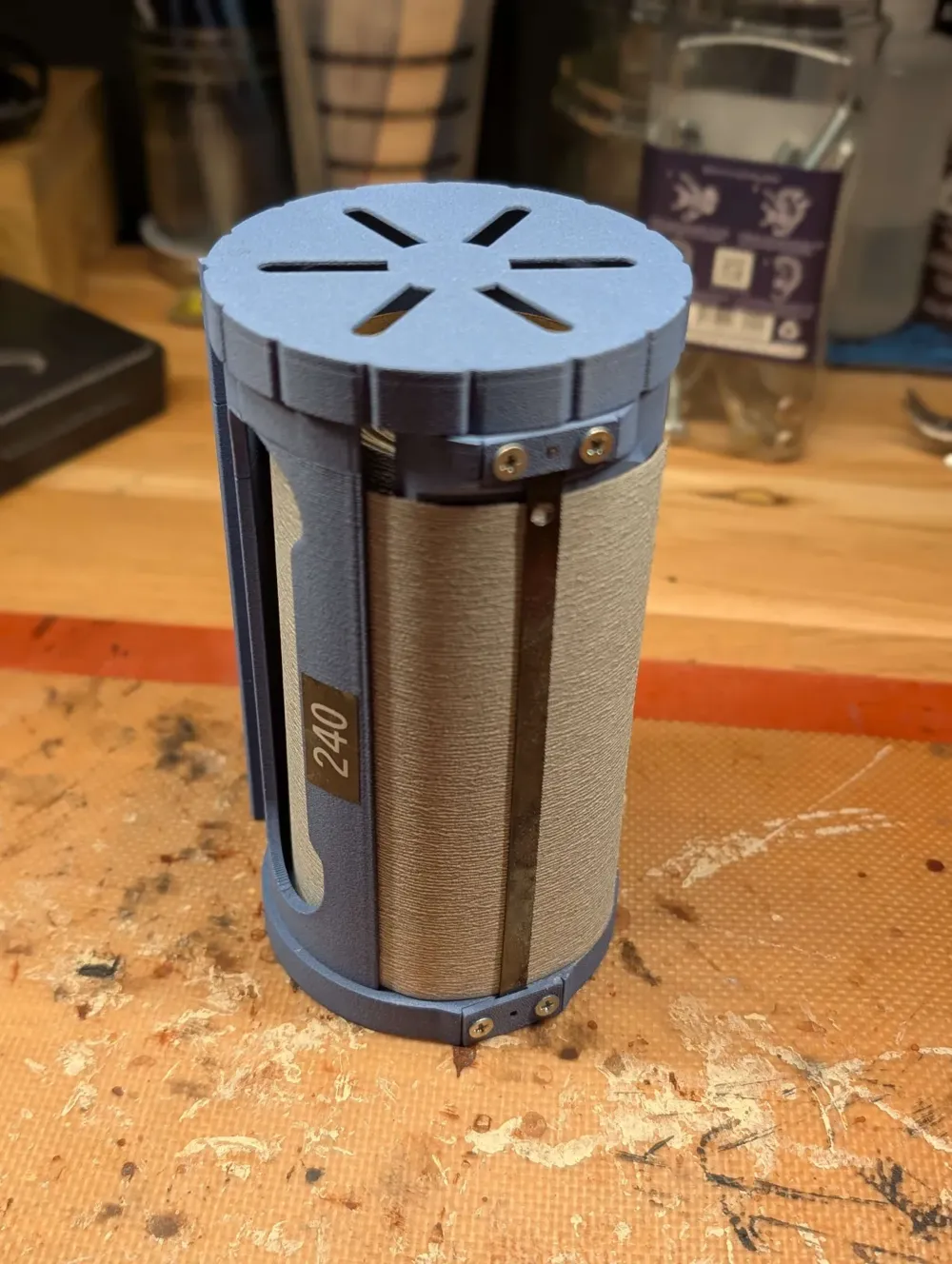 Sandpaper Dispenser - Free 3D Print Model - MakerWorld
