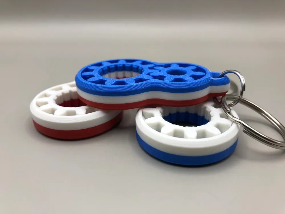 Gear Fidget Keychain 3 colors Remixed by Manio 3DP MakerWorld: Download ...