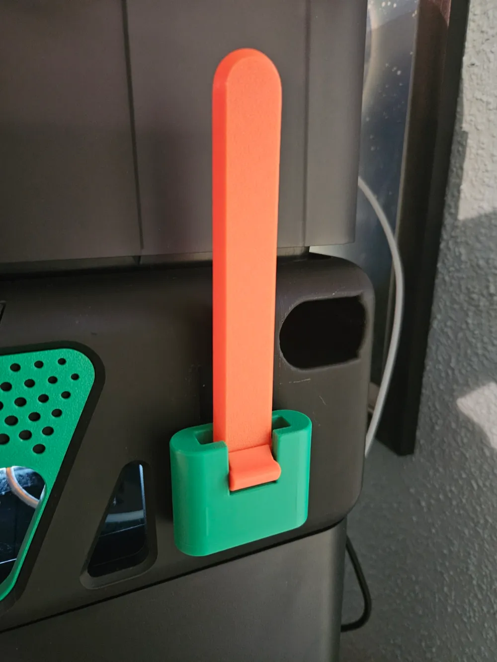 Bambu Scraper AMS Riser Mount Remixed by jasonmueller - MakerWorld