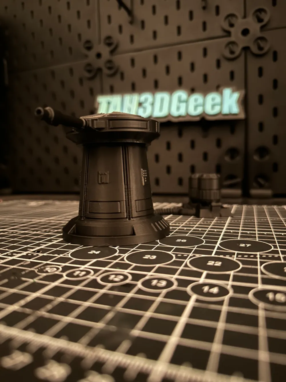 Battery Powered Sci Fi Turret by TAH3DGeek - MakerWorld
