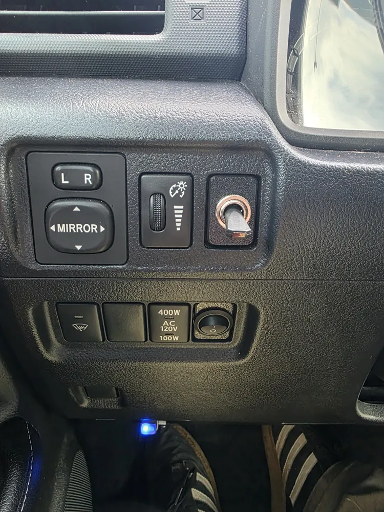 5th Gen Toyota 4Runner switch for blank panel - Free 3D Print Model ...