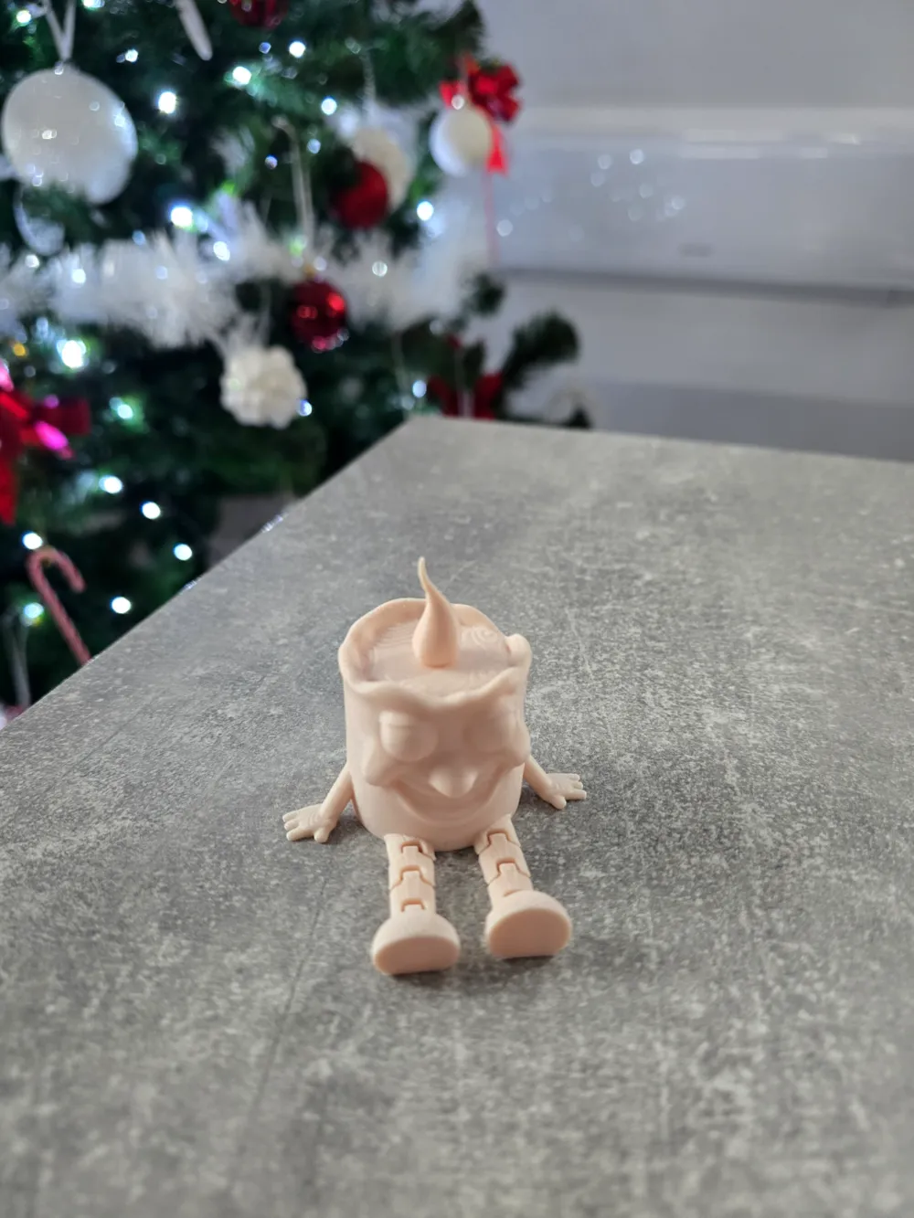Articulated Candle with Face, legs and handle by 3Devil - MakerWorld