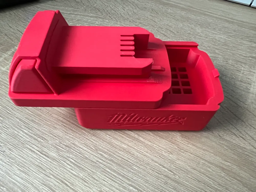 Milwaukee M18 Battery Bit "Slide-Box" by LemonArts - MakerWorld
