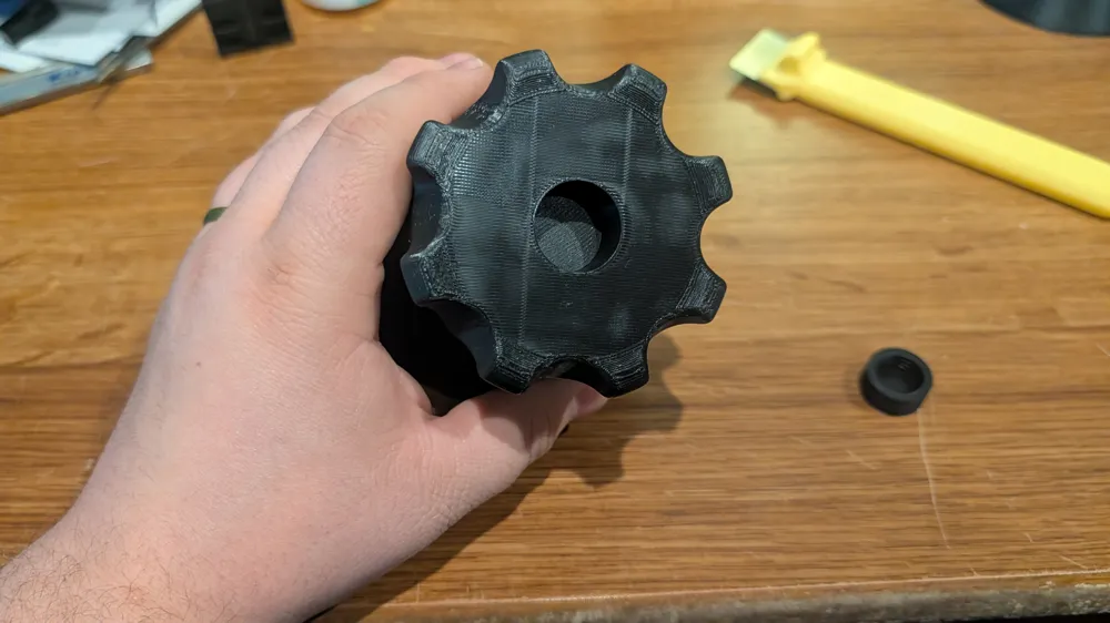 Ejecting Snowball Maker - Free 3D Print Model - MakerWorld