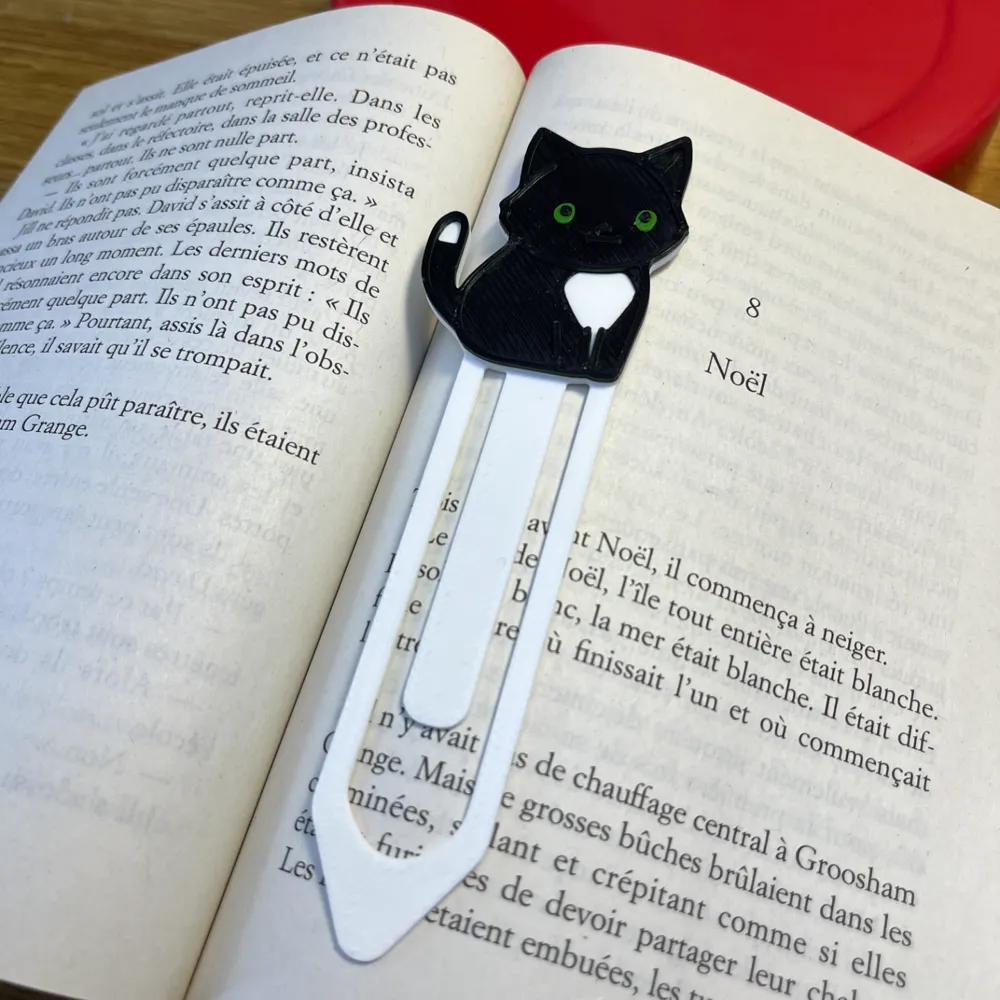 Cute Black & White Cat Bookmark by az - MakerWorld