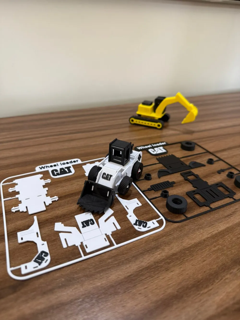 Wheel loader kit card by angrelou MakerWorld: Download Free 3D Models