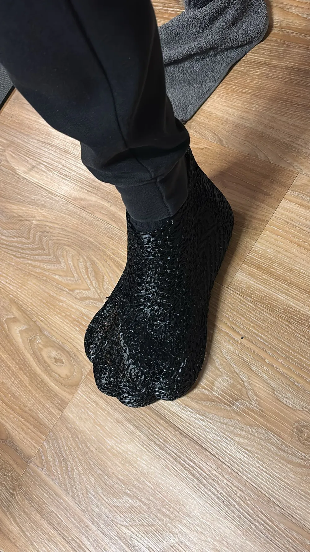 Slim Foot Paw by Ruri MakerWorld: Download Free 3D Models