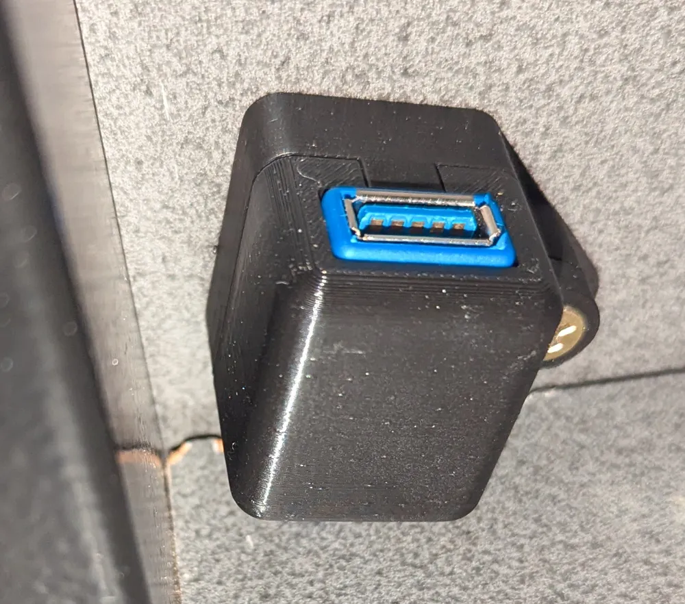 USB Extension Desk / Surface mount by Baz - MakerWorld