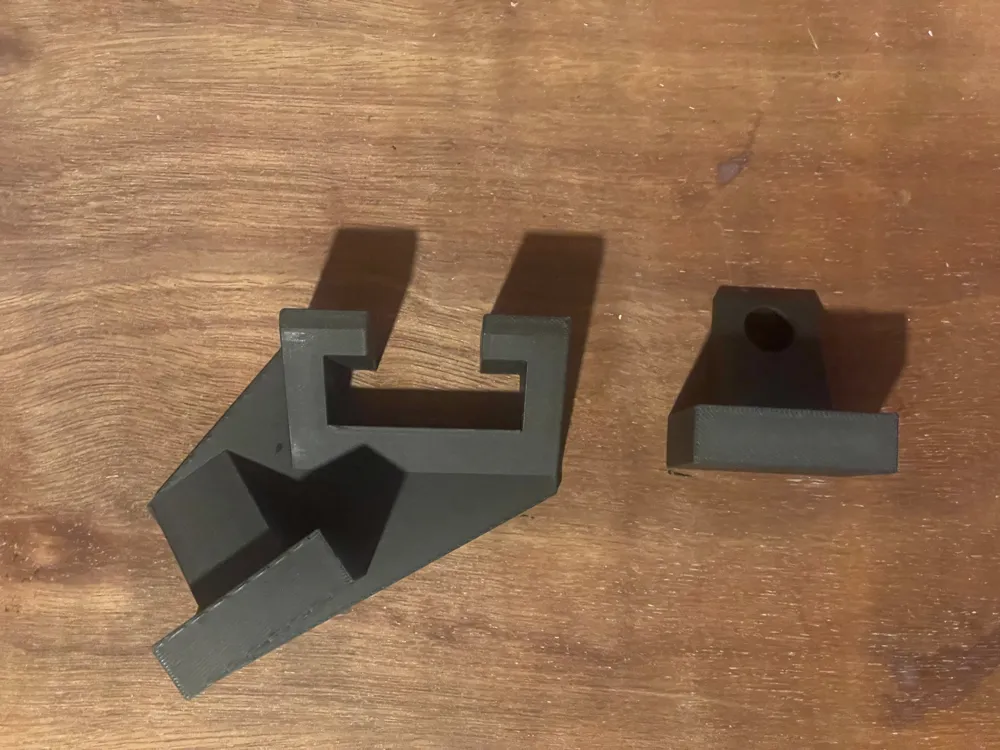 Elegoo Saturn 4 Ultra Drip Bracket with Wall Mount Remixed by user ...