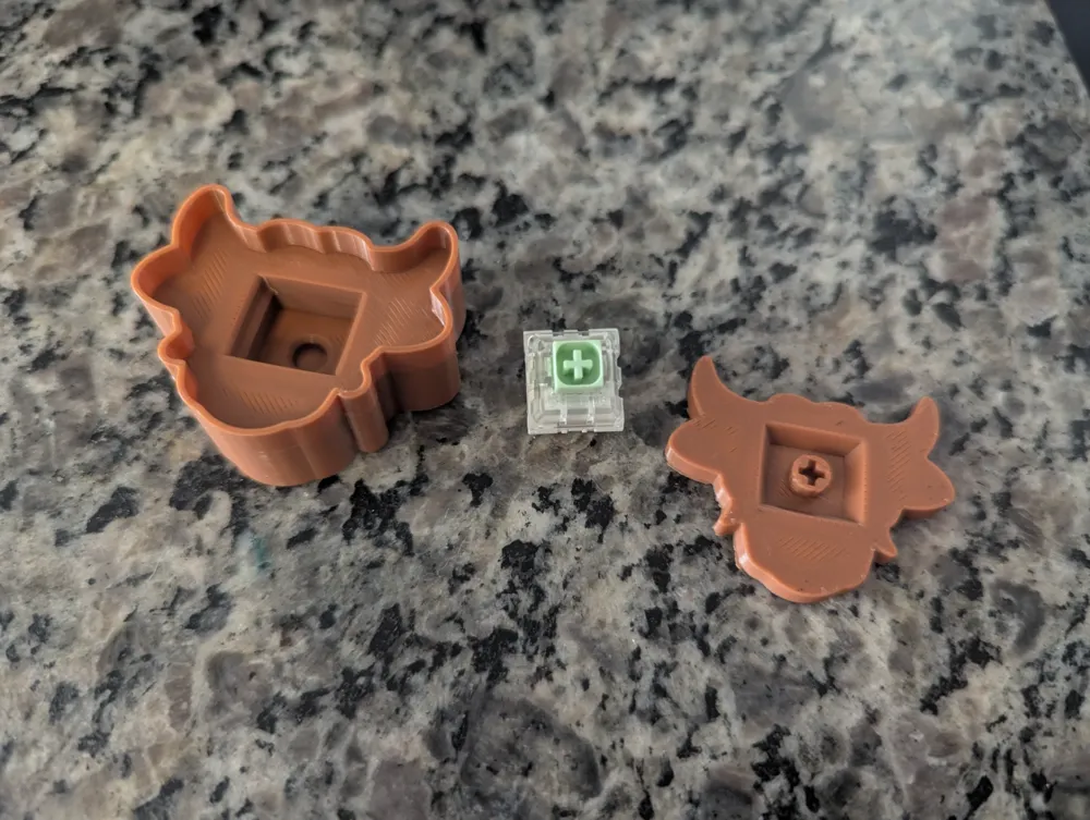 Highland Cow Clicker by Xtinajacob MakerWorld: Download Free 3D Models