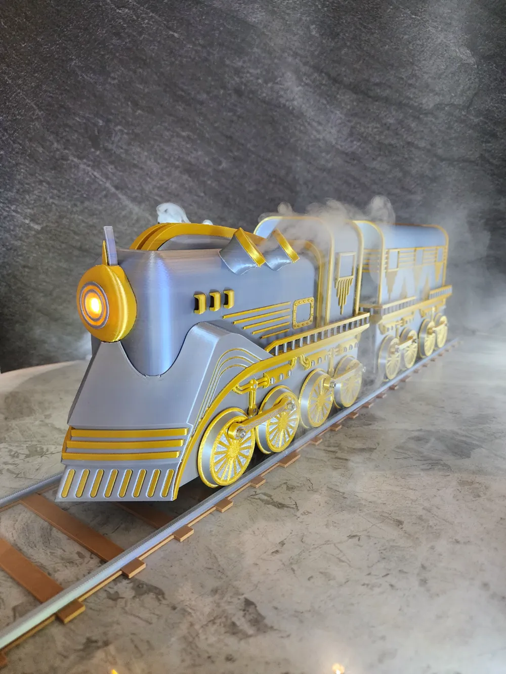 Stratos Odyssey Express - Train - Free 3D Print Model - MakerWorld