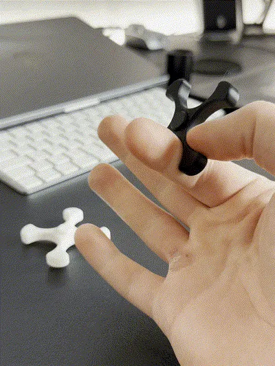 Finger flipping fidget spinner (only 5 grams) - Free 3D Print Model ...