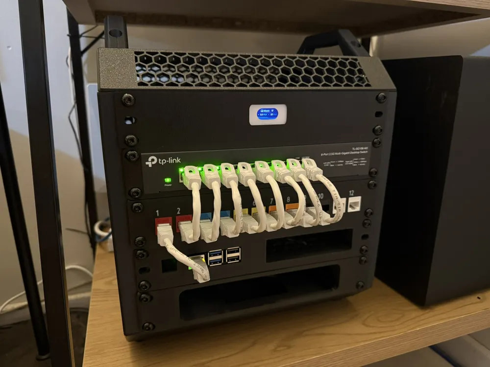 TL-SG108-M2 10-Zoll-Rack-Halterung von Meowder MakerWorld: Kostenlose ...