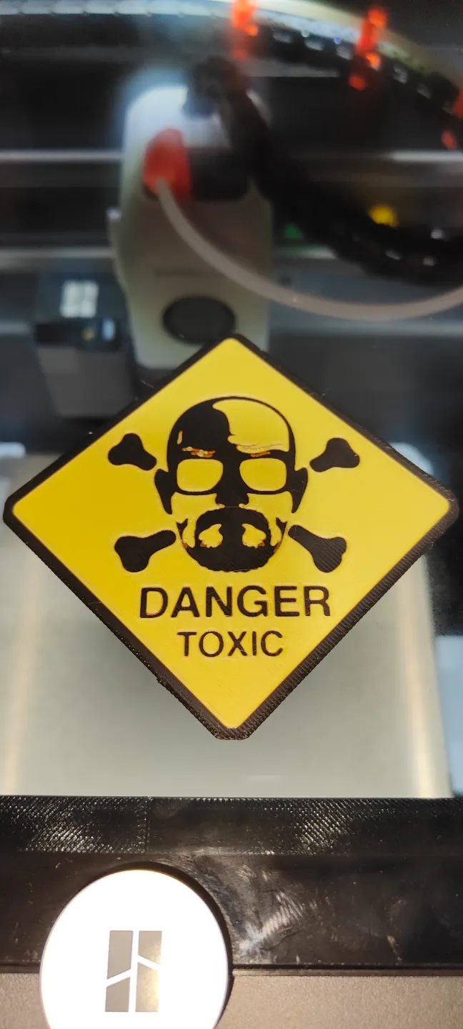 Breaking Bad - Danger Toxic - Hueforge by mteomarch MakerWorld ...