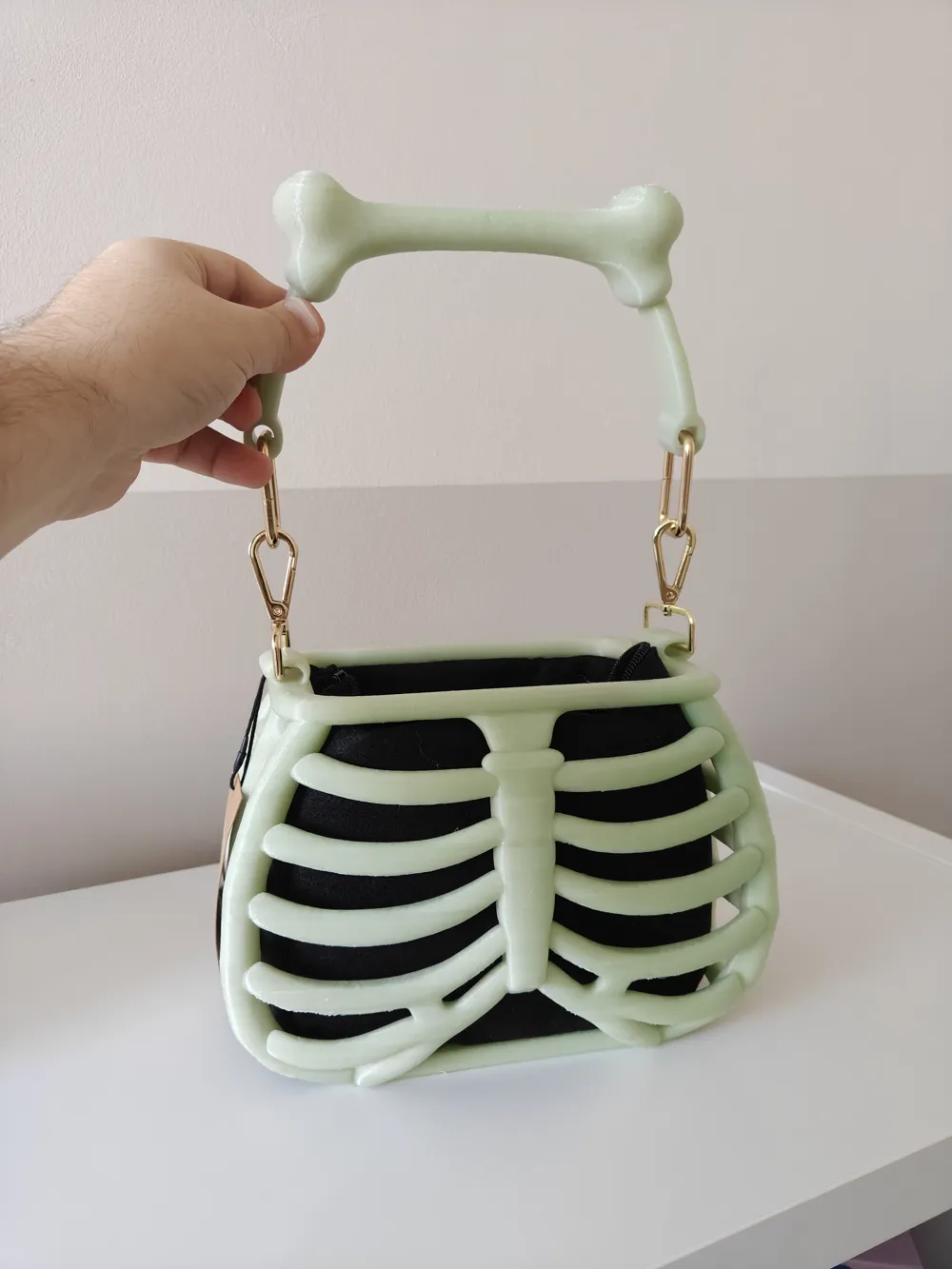 Halloween Bone Bag - Free 3D Print Model - MakerWorld