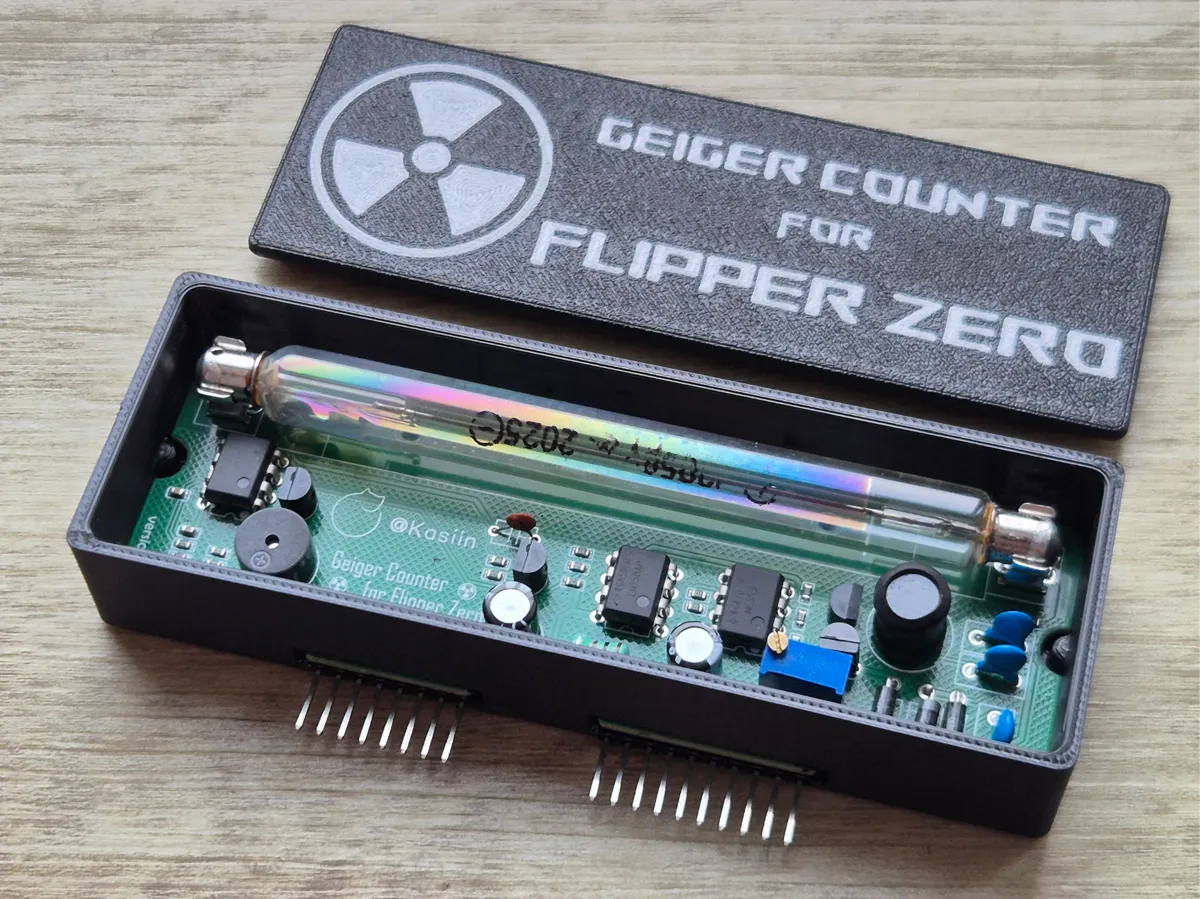 Kasiin Geiger Counter for Flipper Zero ver1 case by Vilda007 MakerWorld ...
