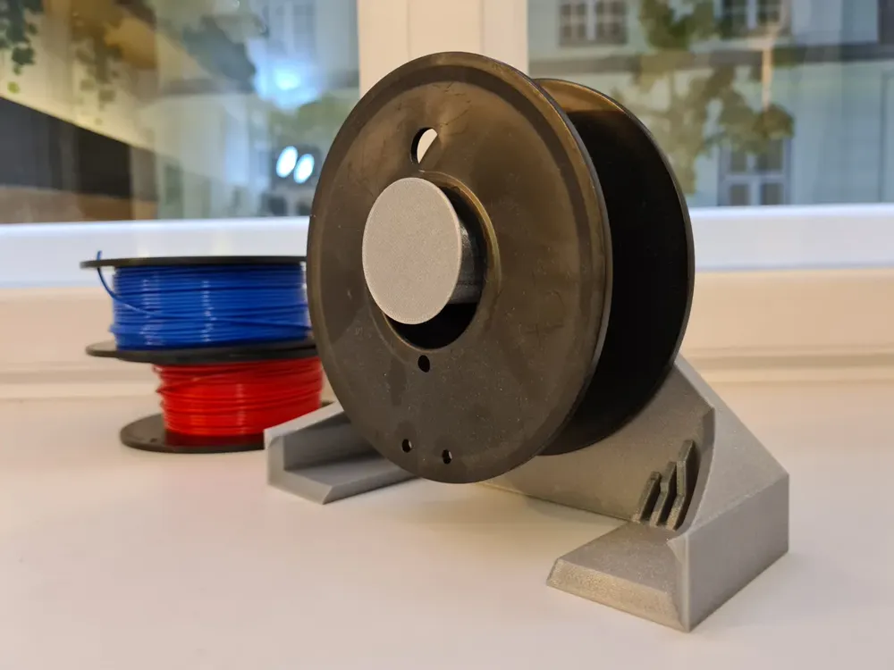 Small universal Filament Spool holder by MPPMakerWorld: Download Free ...