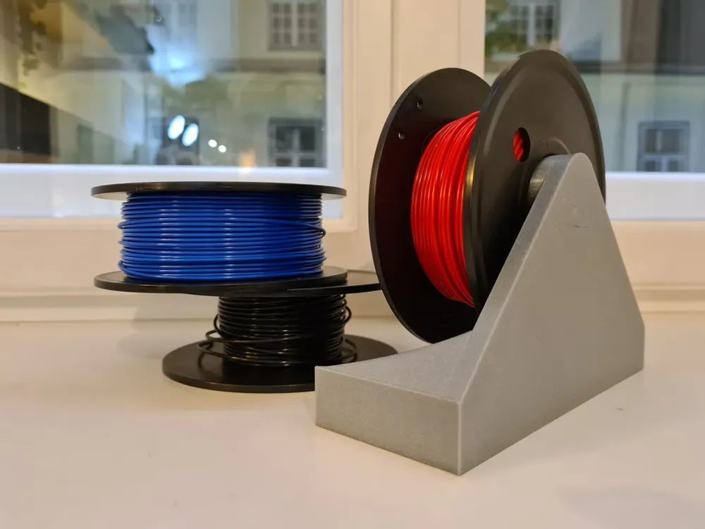 Small universal Filament Spool holder by MPPMakerWorld: Download Free ...
