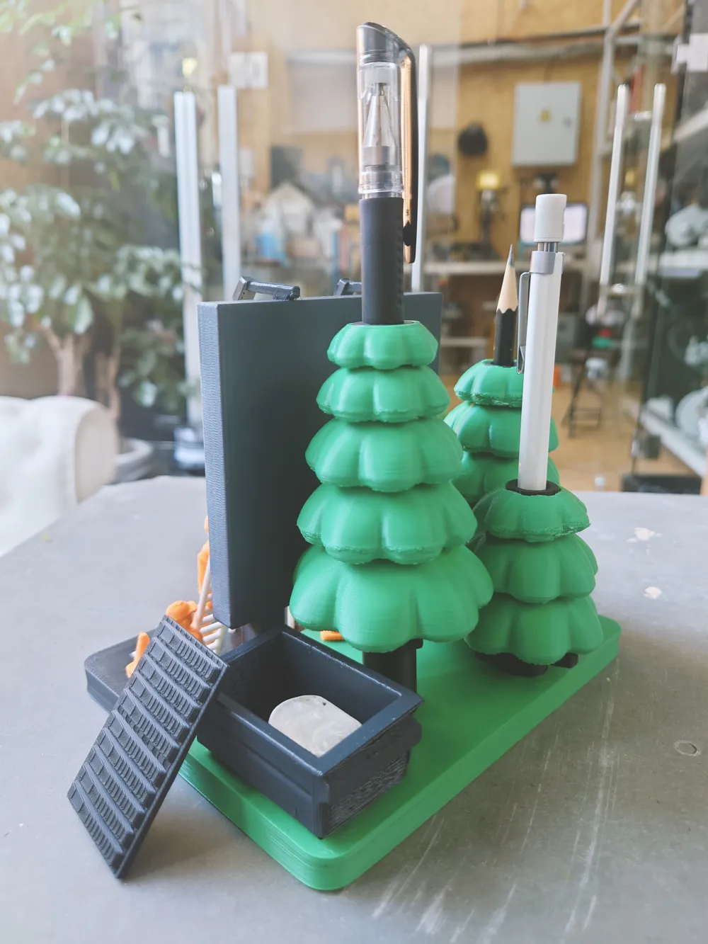 Billboard Crew – Sticky Note Desk Diorama by Wonderlabs MakerWorld ...