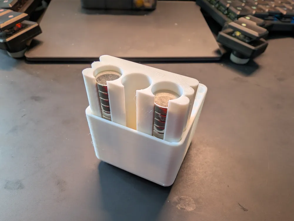 Gridfinity Modular Magnet Storage System - 1x1 Remixed by ...