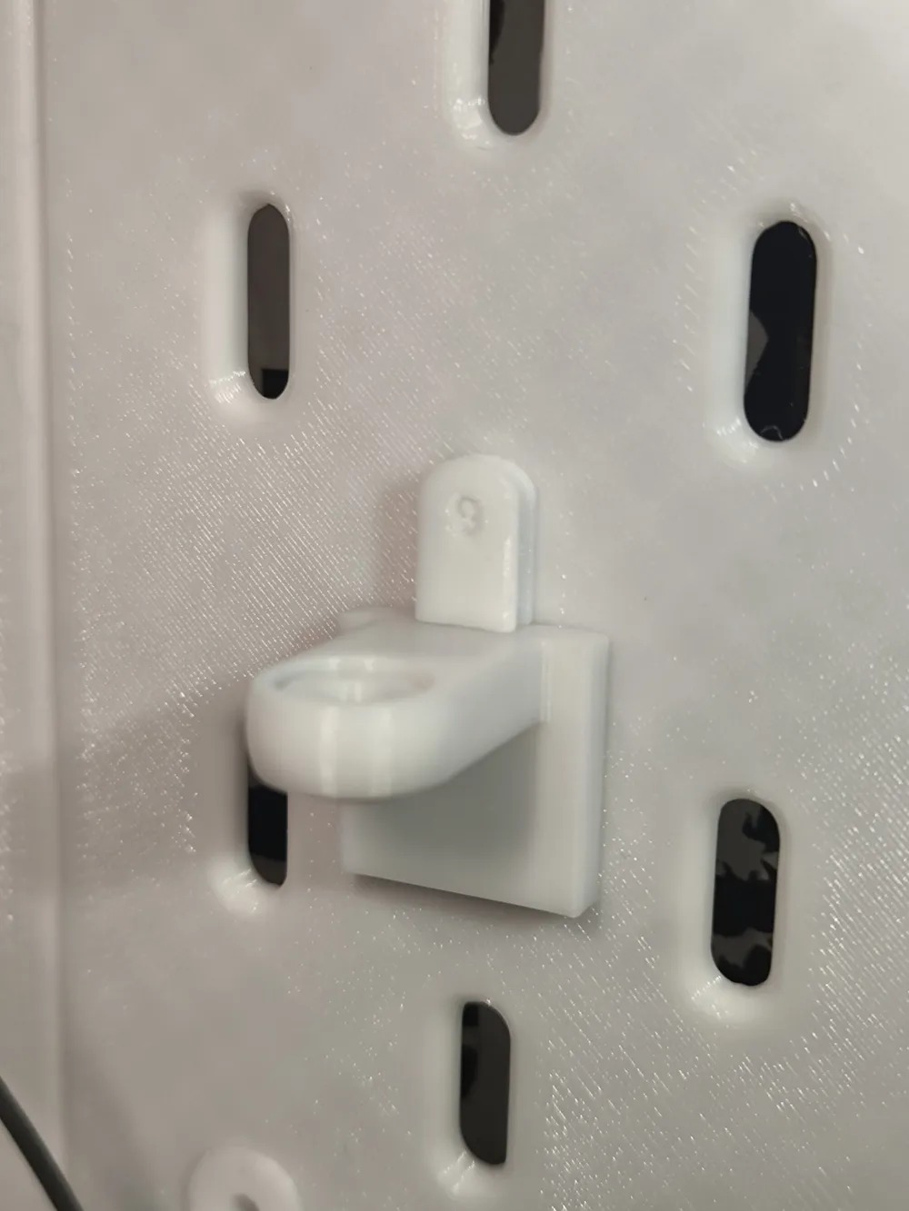 Swivel Filament Guide – SKADIS & Screw Mounts by TinkerVault MakerWorld ...