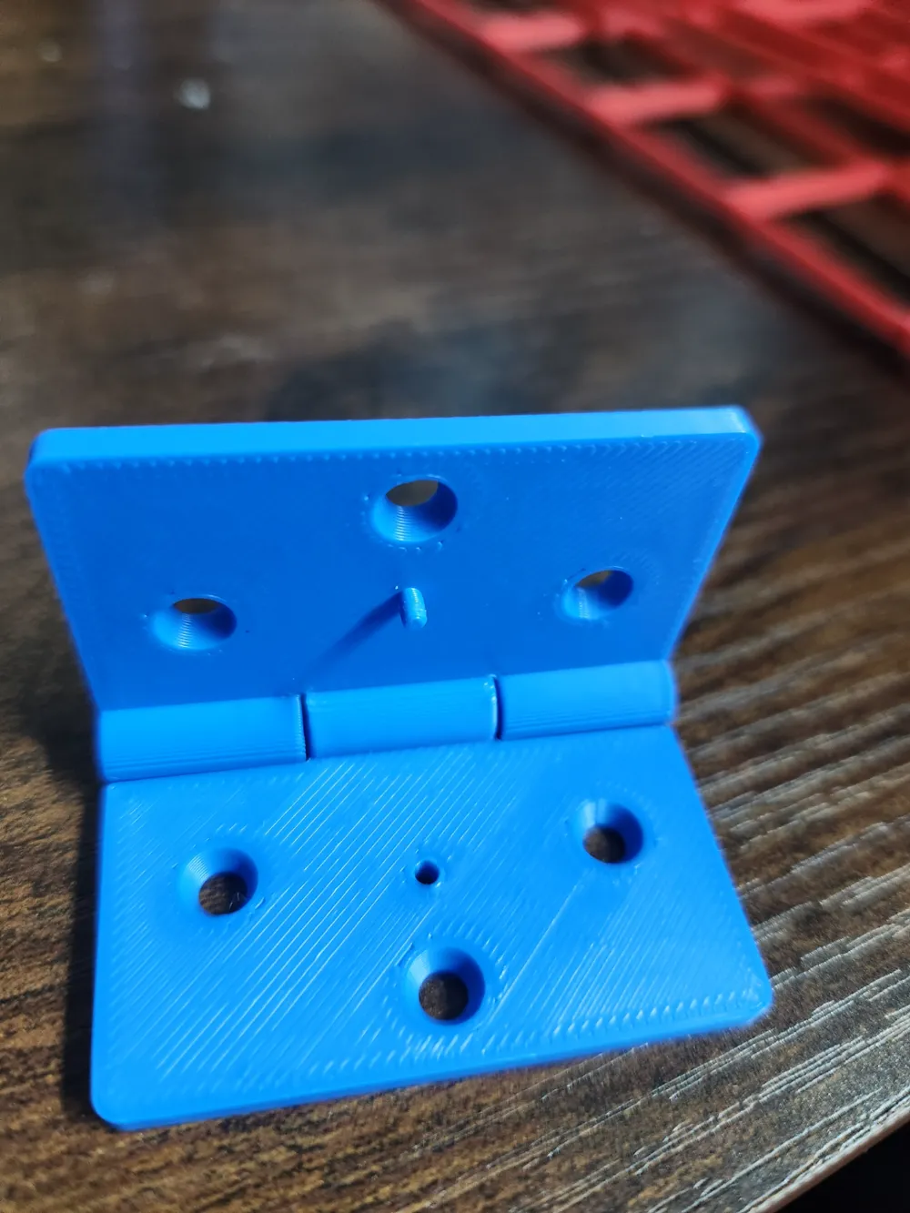 Simple Customizable Hinge (Parametric) V1.1 by Trawls MakerWorld: Download Free 3D Models