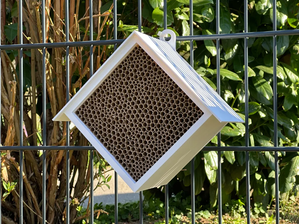 Diamond Wild Bee Hotel for Urban Gardens by bo MakerWorld: Download ...