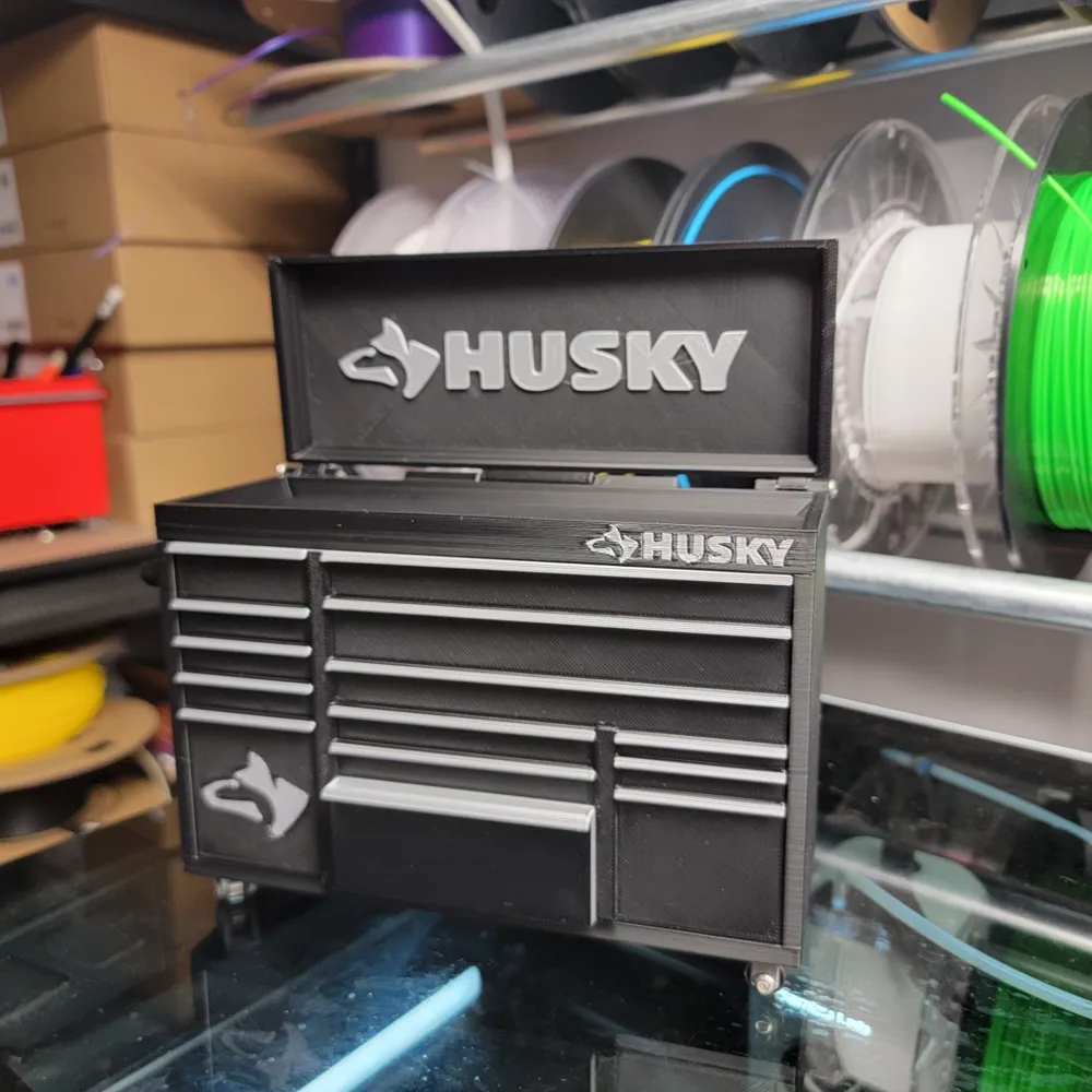 Husky Desk Tool Chest w/ Lid Business Display by joshua.makes - MakerWorld