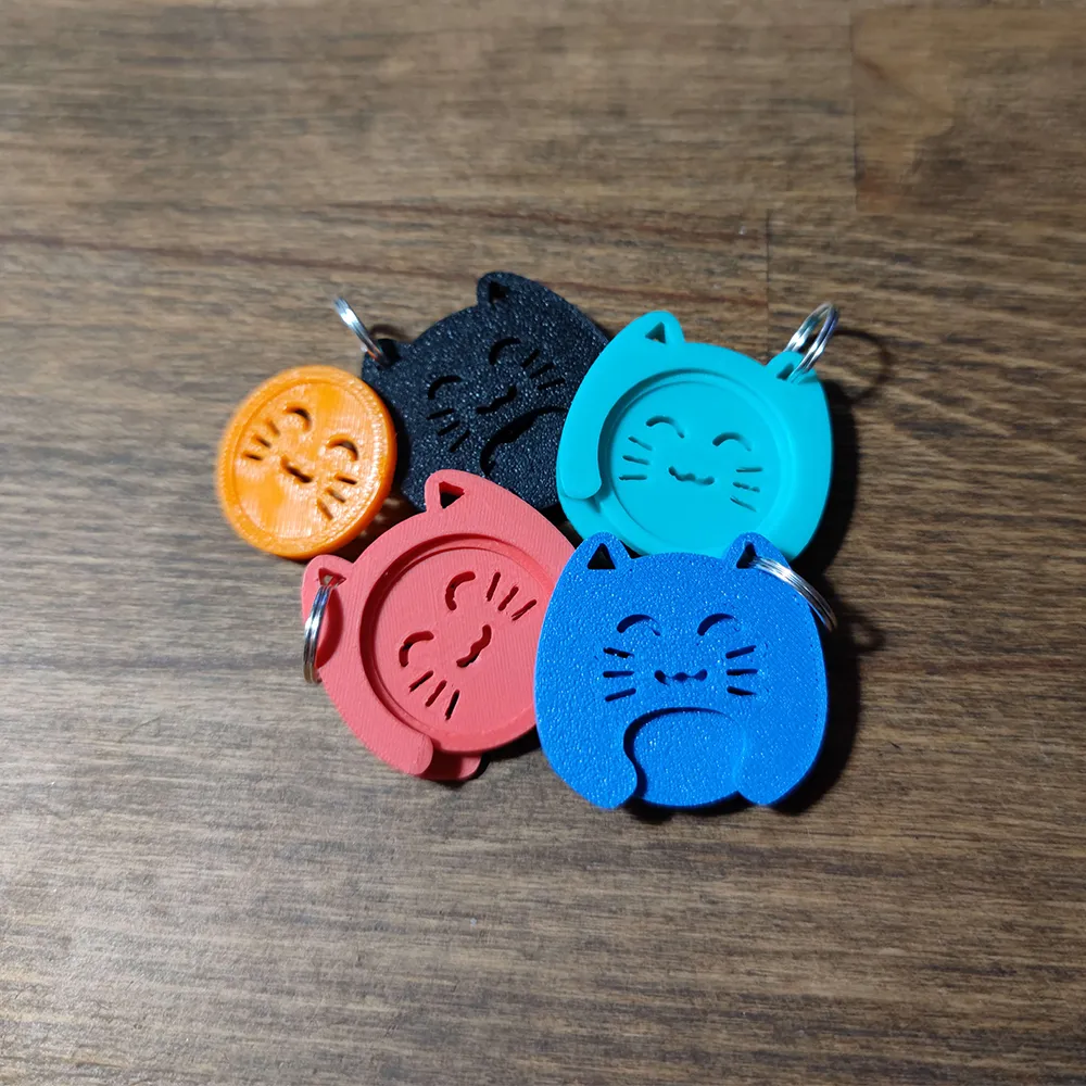 Happy Kitten Keychain and Coin by Yumeee - MakerWorld