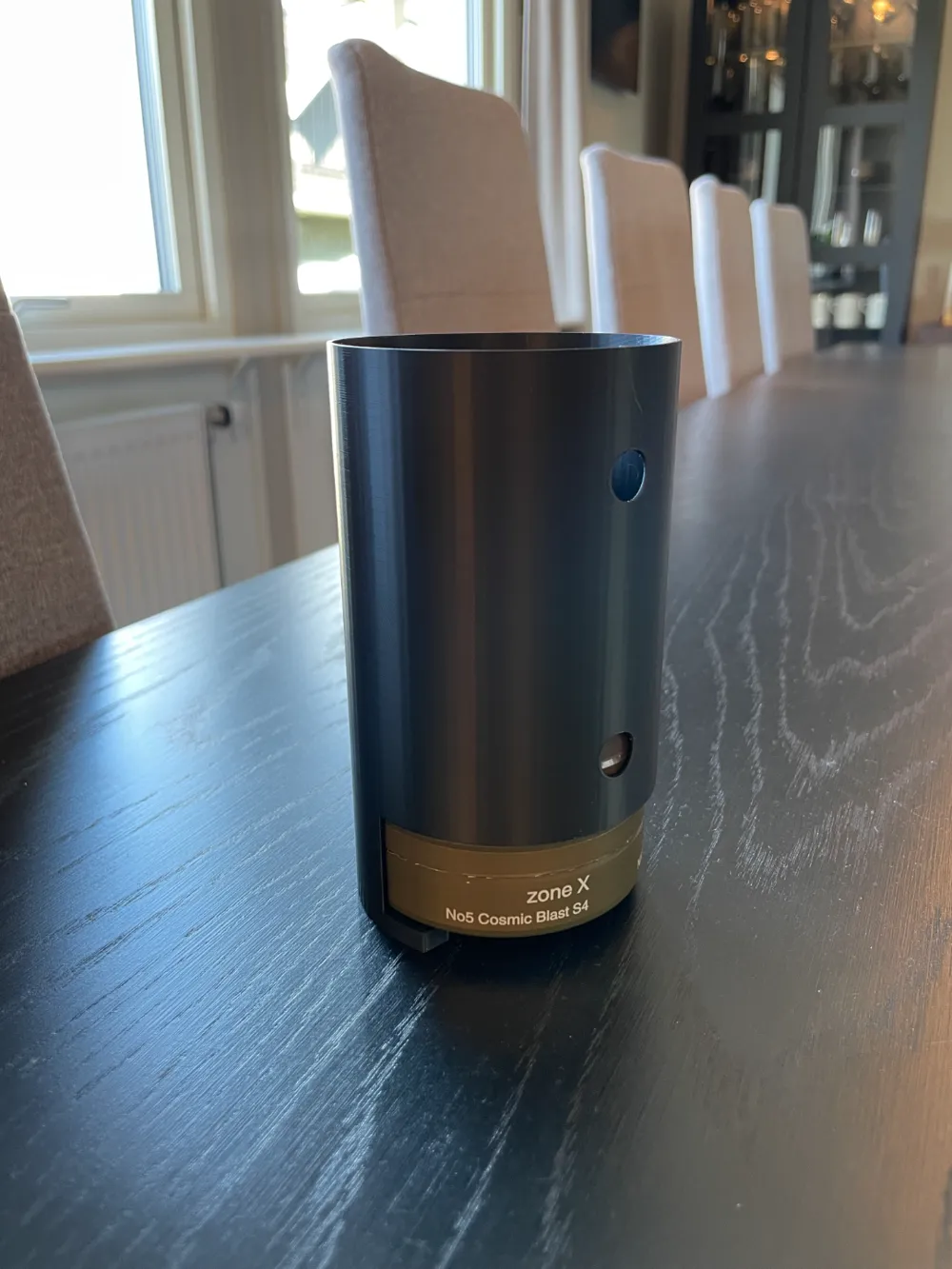 Zyn box dispenser / Snusboks dispenser by Isak - MakerWorld