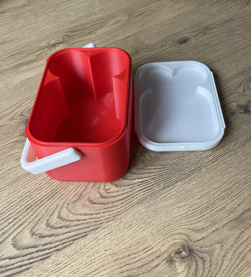 2x 330ml Drinks Can Caddy Lunch Box by Chris Cossy MakerWorld: Download ...