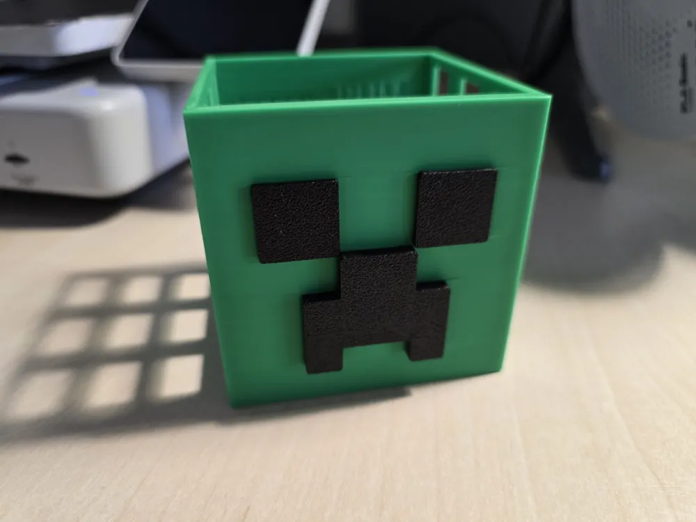 CREEPER pen holder for MINECRAFT fan by jozef MakerWorld: Download Free ...