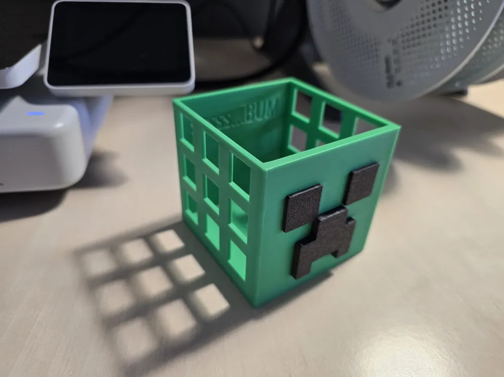 CREEPER pen holder for MINECRAFT fan by jozef MakerWorld: Download Free ...
