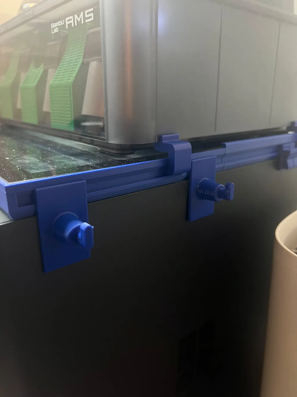 skadis hanger for V3 AMS Glass Slim Riser/Slider Remixed by Caph ...